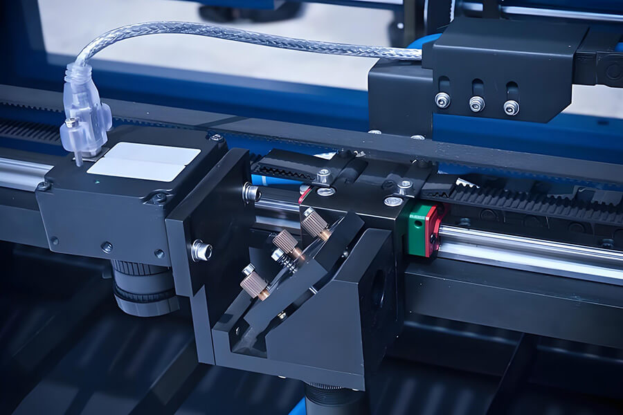 Application of Miniature Linear Guides in Precision Instruments